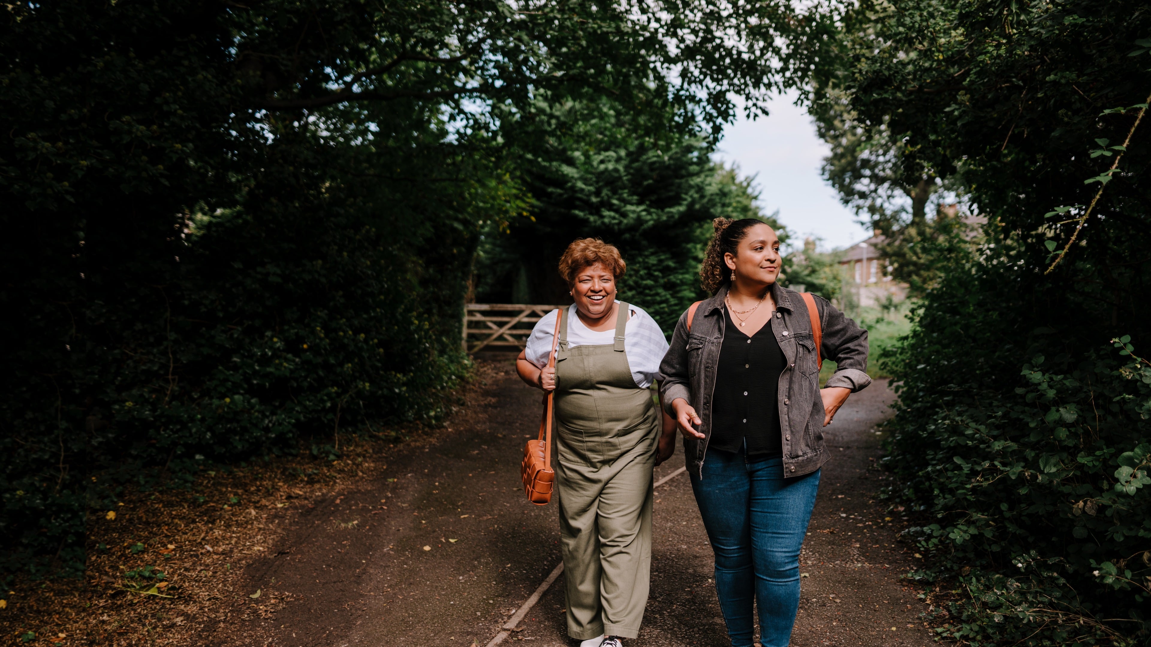 Age-positive image library | Centre for Ageing Better